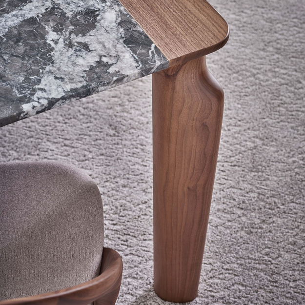 Porada Amphora Table